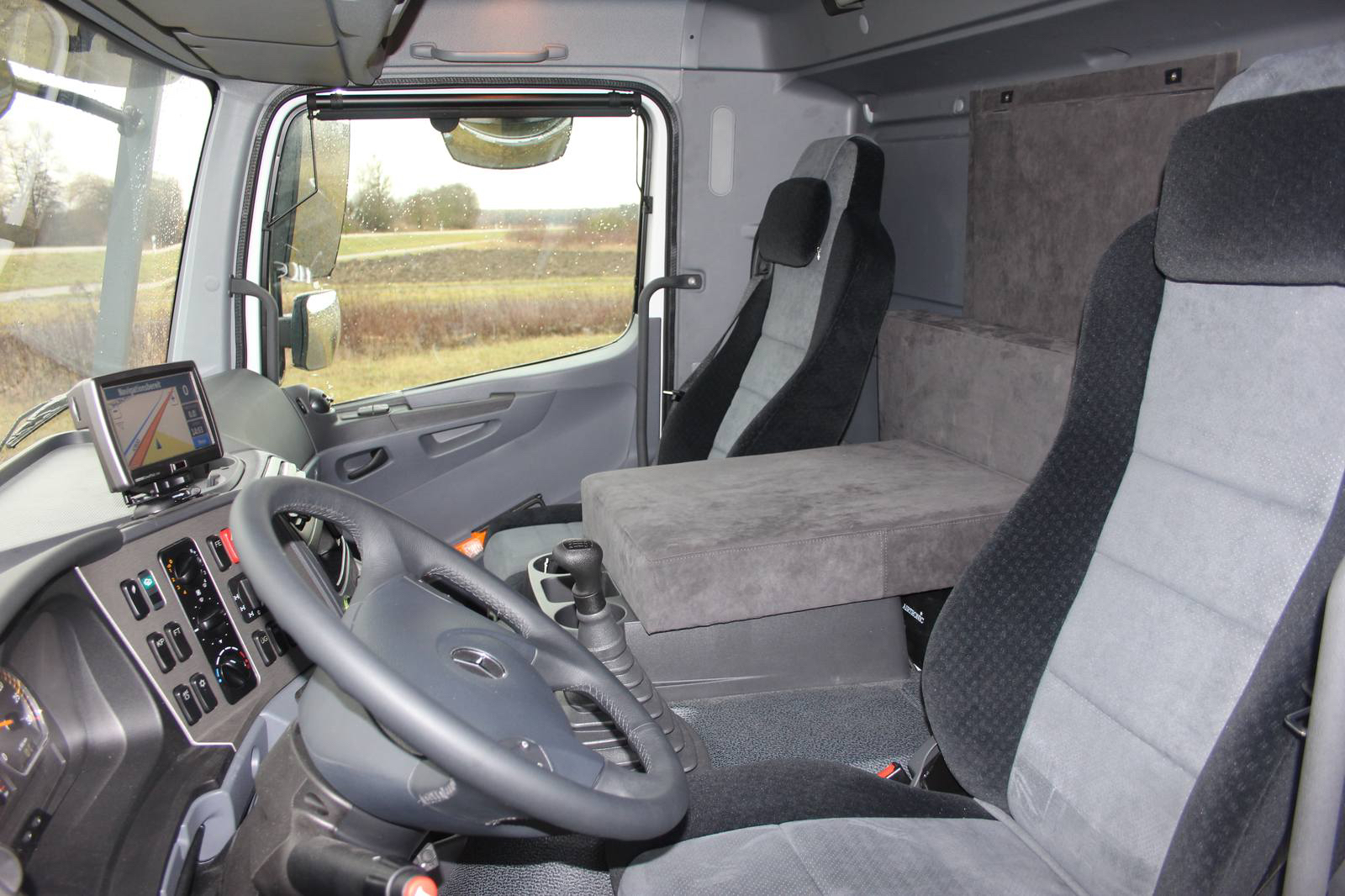 MD57 MB AXOR 4X4 GALLERY – Passion for Perfection