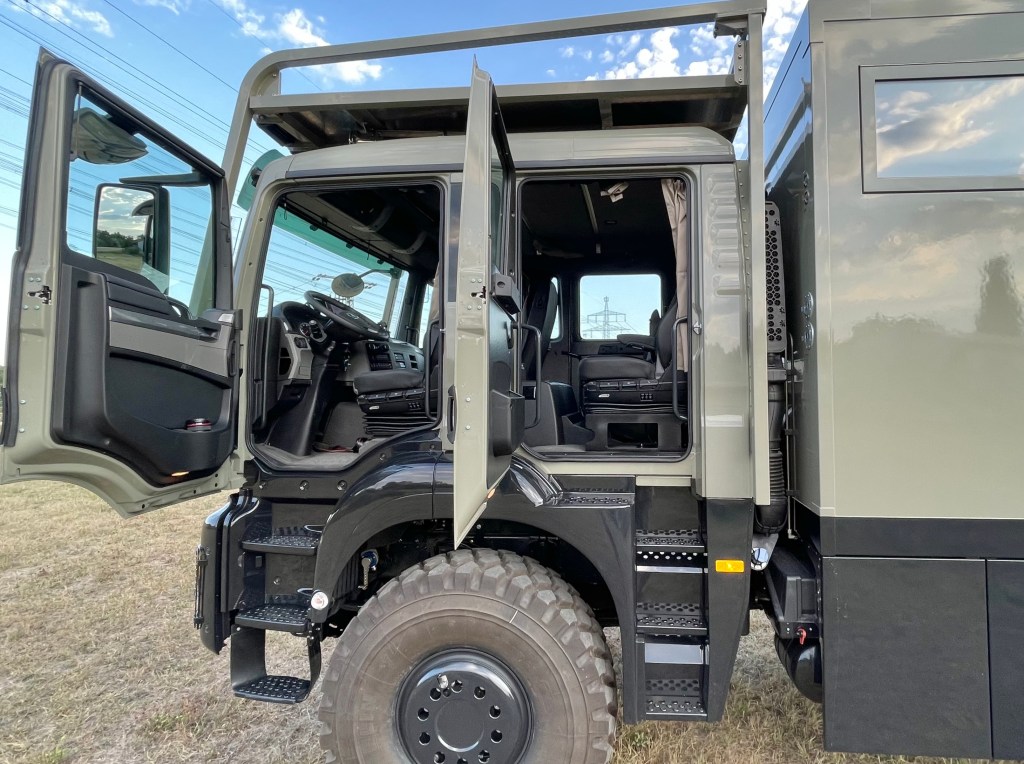 TC78 Family Suite MAN TGS 6X6X4 – Passion for Perfection