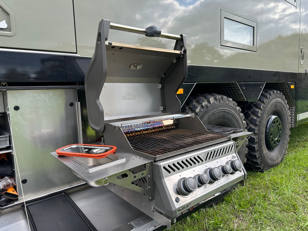 TC78 Family Suite MAN TGS 6X6X4 – Passion for Perfection